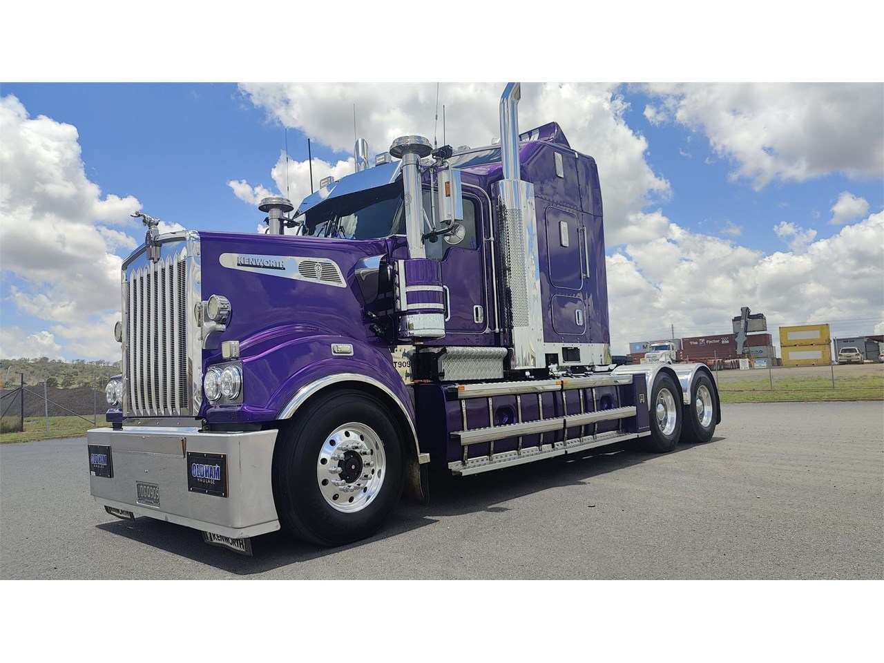 2018 KENWORTH T909 for sale