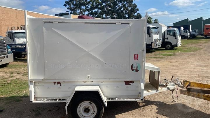 1982 CUSTOM BOX TRAILER for sale