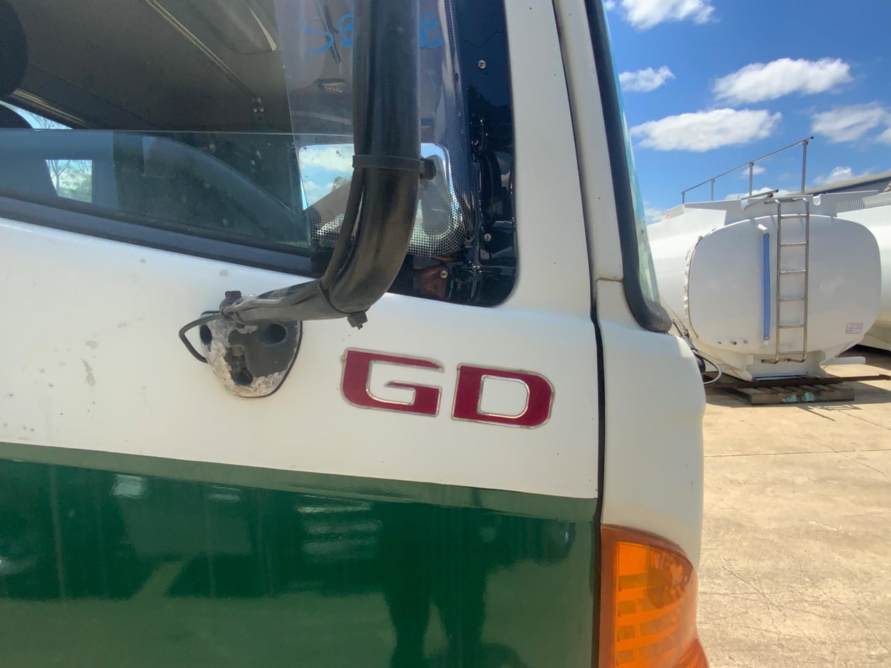 2009 HINO 500 SERIES - GD 1227 for sale (refcode TA1203497)