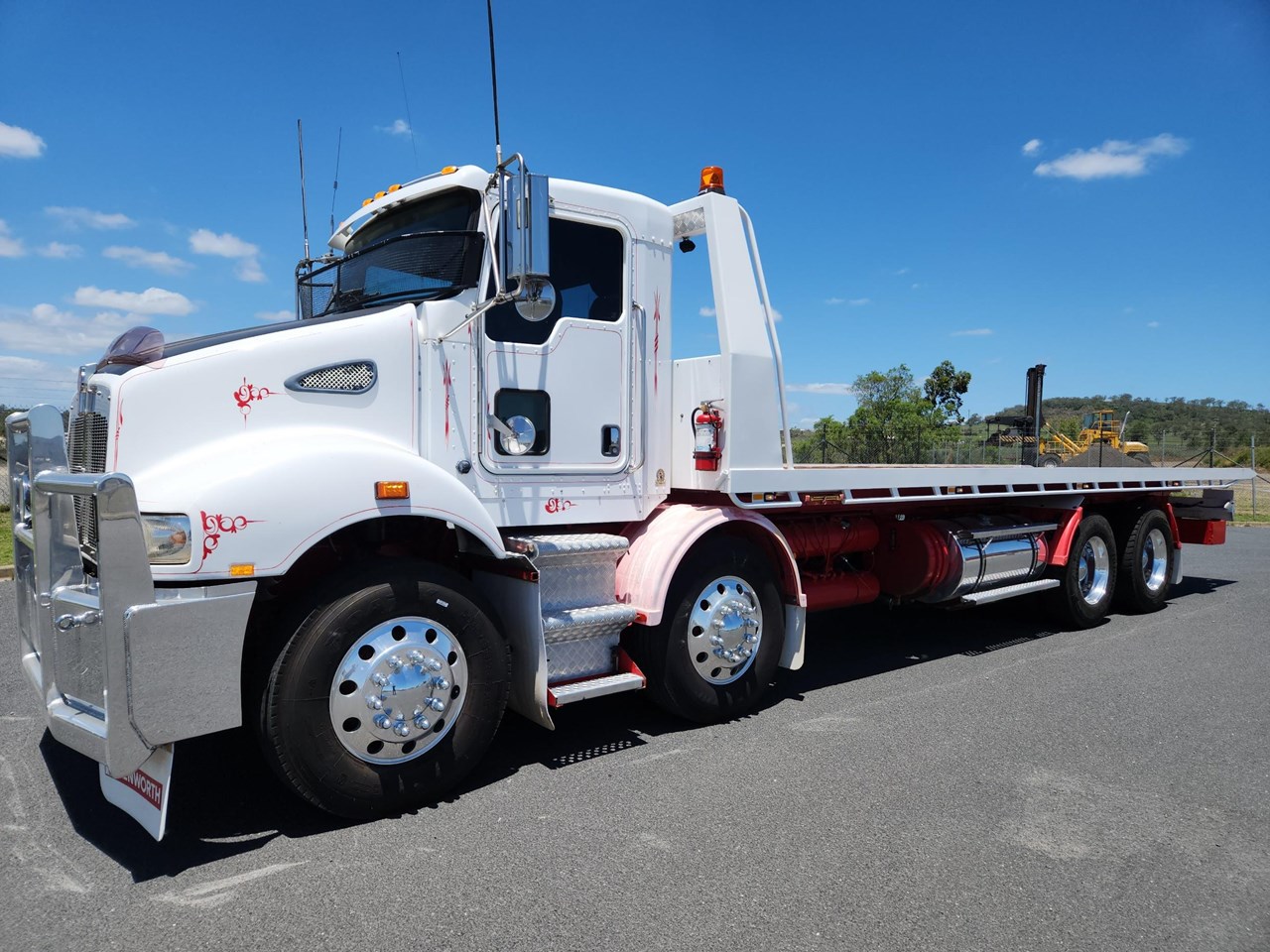 2014 KENWORTH T359 for sale (refcode TA1189898)