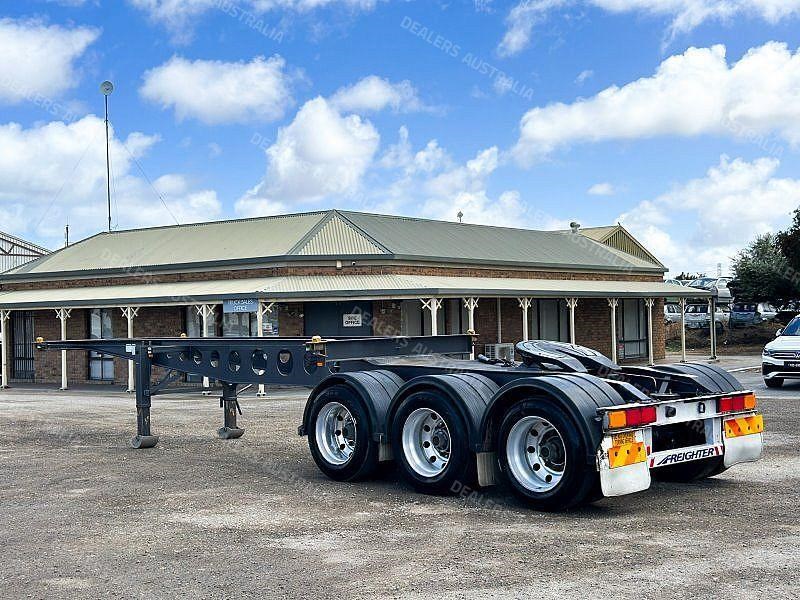 2008 MAXITRANS TRI AXLE SKEL LEAD TRAILER for sale (refcode TA1203691)