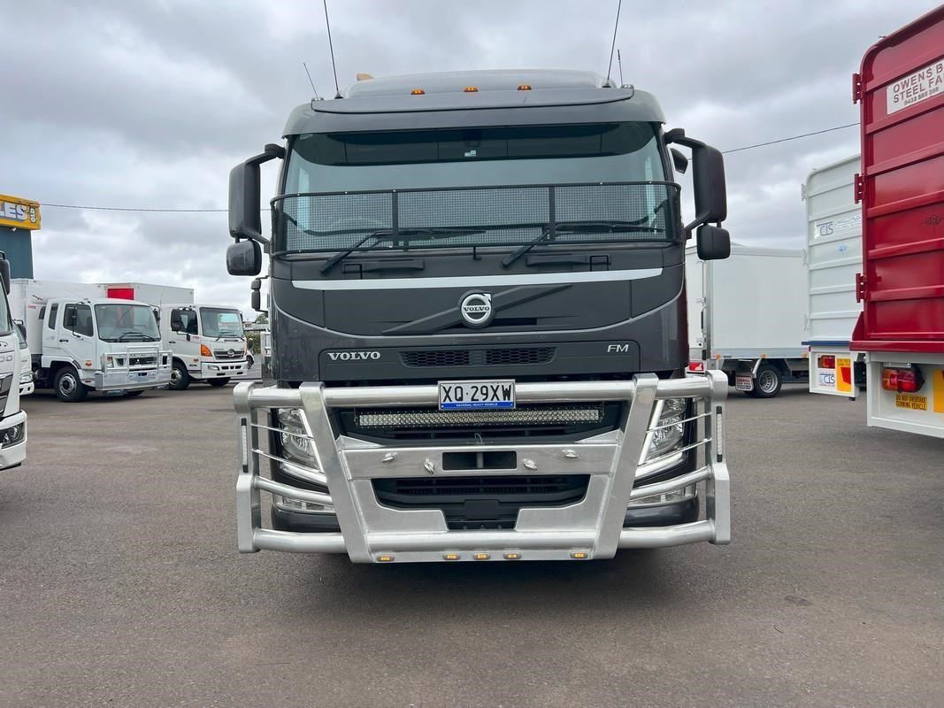 2017 VOLVO FM460 for sale (refcode TA1204715)