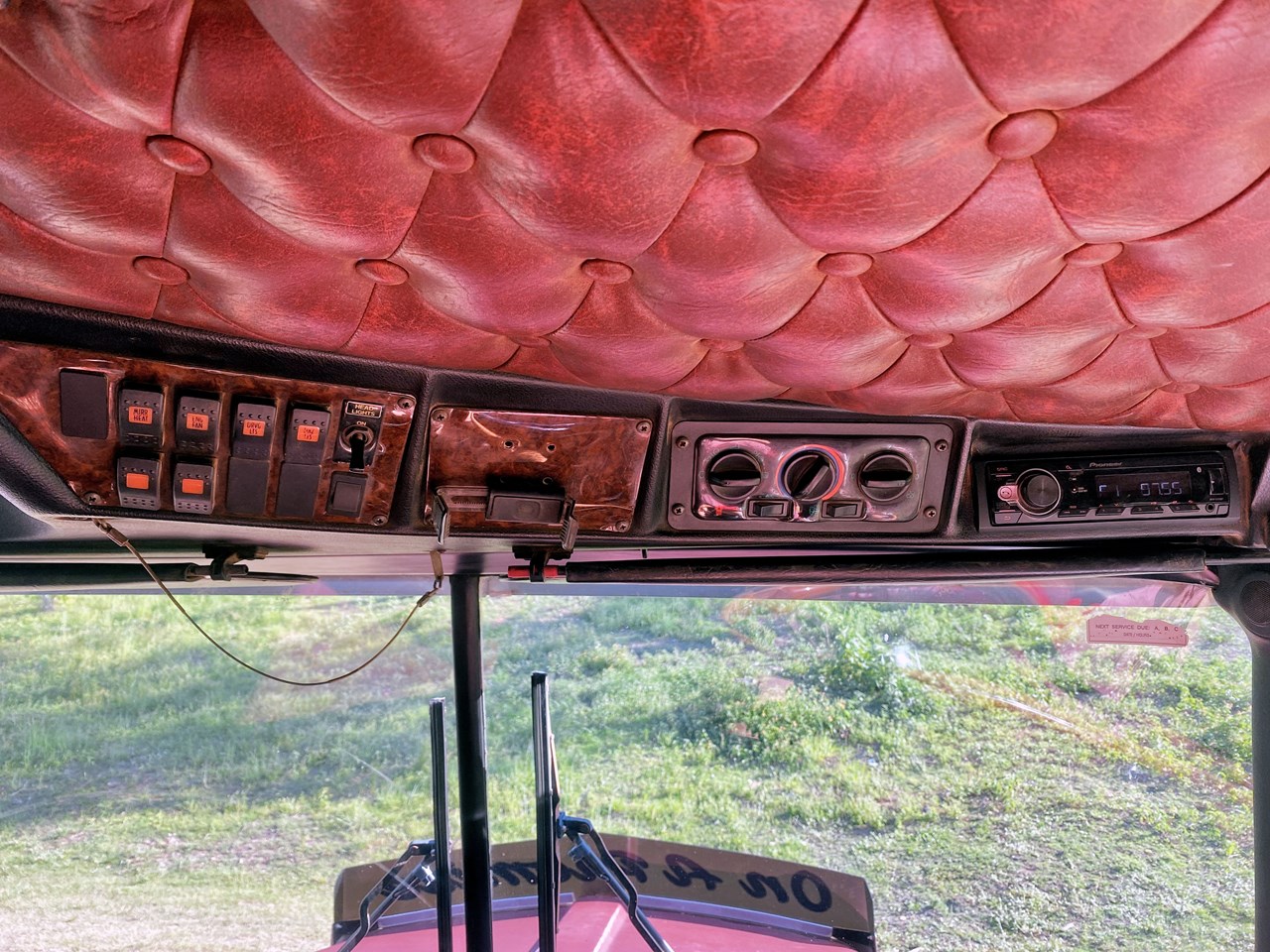 2004 KENWORTH T404 ST for sale (refcode DIY1205569)
