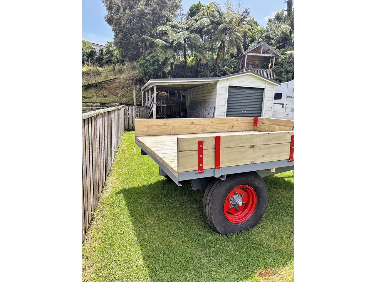 GILTRAP 3.5 TONNE Farm Tip Trailer for sale (refcode DIY1207813)