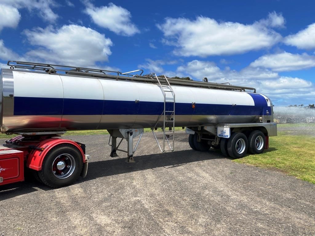 TIEMAN STAINLESS STEEL TANKER for sale (refcode TA1208104)