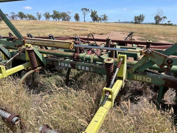 JOHN DEERE 1610 for sale (refcode TA1208465)
