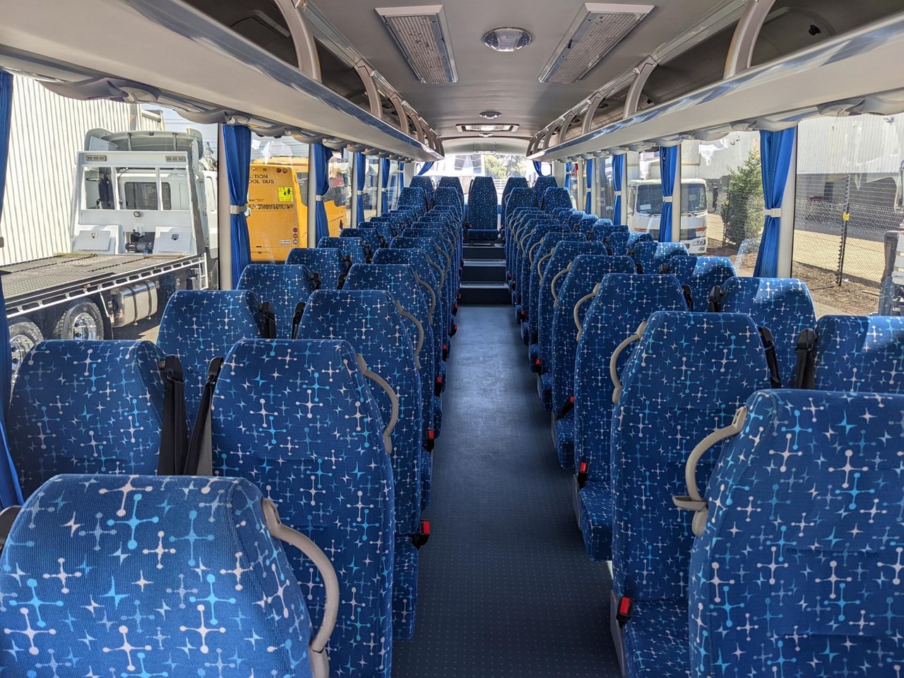 2017 YUTONG ZK6129HCA 58 SEATER AUTOMATIC COACH for sale (refcode ...