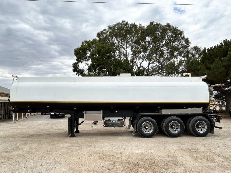 2021 STONESTAR TRI AXLE WATER TANKER TRAILER for sale (refcode TA1211329)