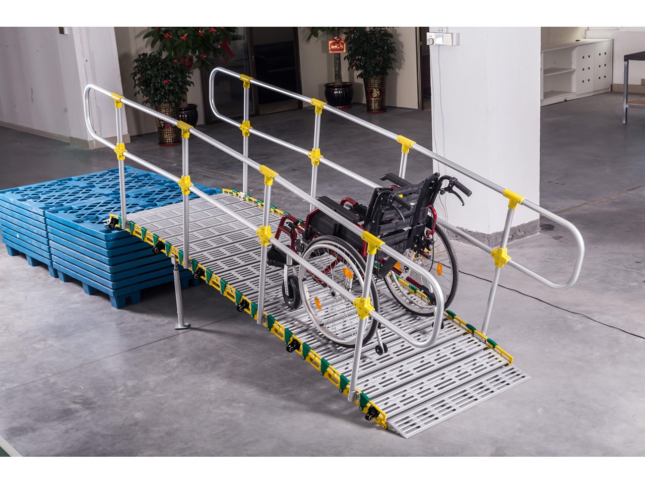 JETLAND 3M 350KG ROLLING RAMP WITH HANDRAILS for sale (refcode TA1211958)