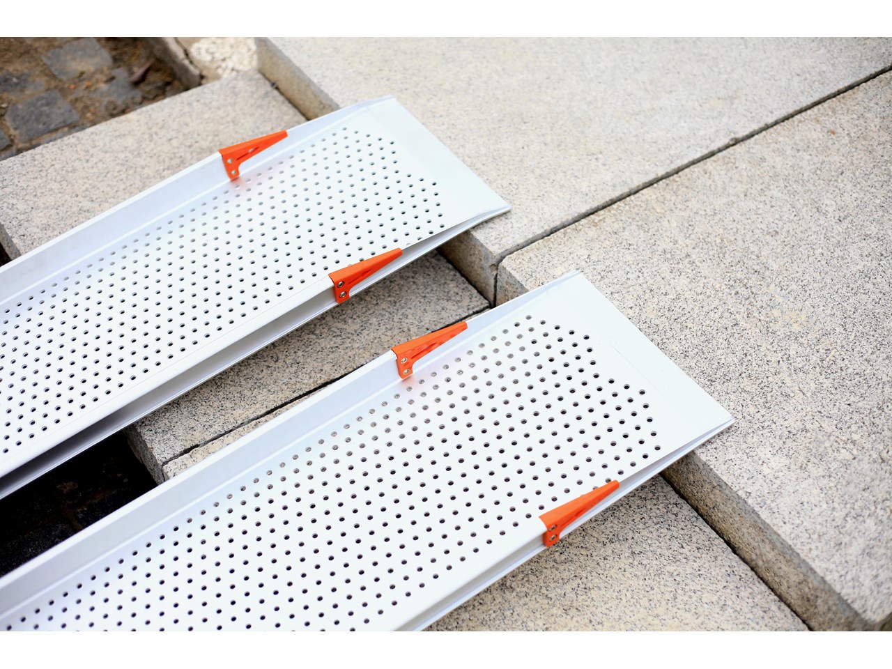 JETLAND 2.1M 300KG EXTRA WIDER TELESCOPIC RAMP WHEELCHAIR RAMP for sale ...