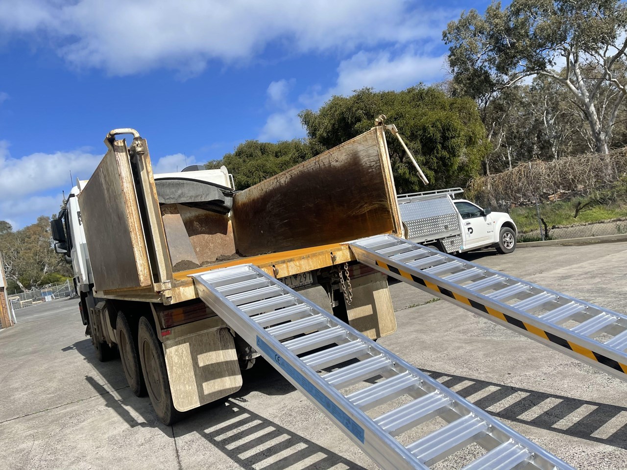 JETLAND 4.5M 4TONNE HEAVY DUTY RUBBER TYRE,RUBBER TRACK MACHINERY ...