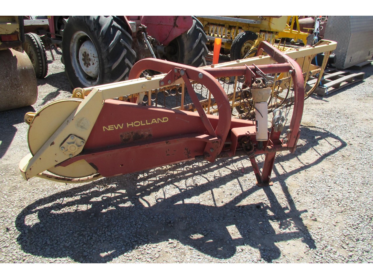 NEW HOLLAND 57 HAY RAKE for sale (refcode TA1213661)