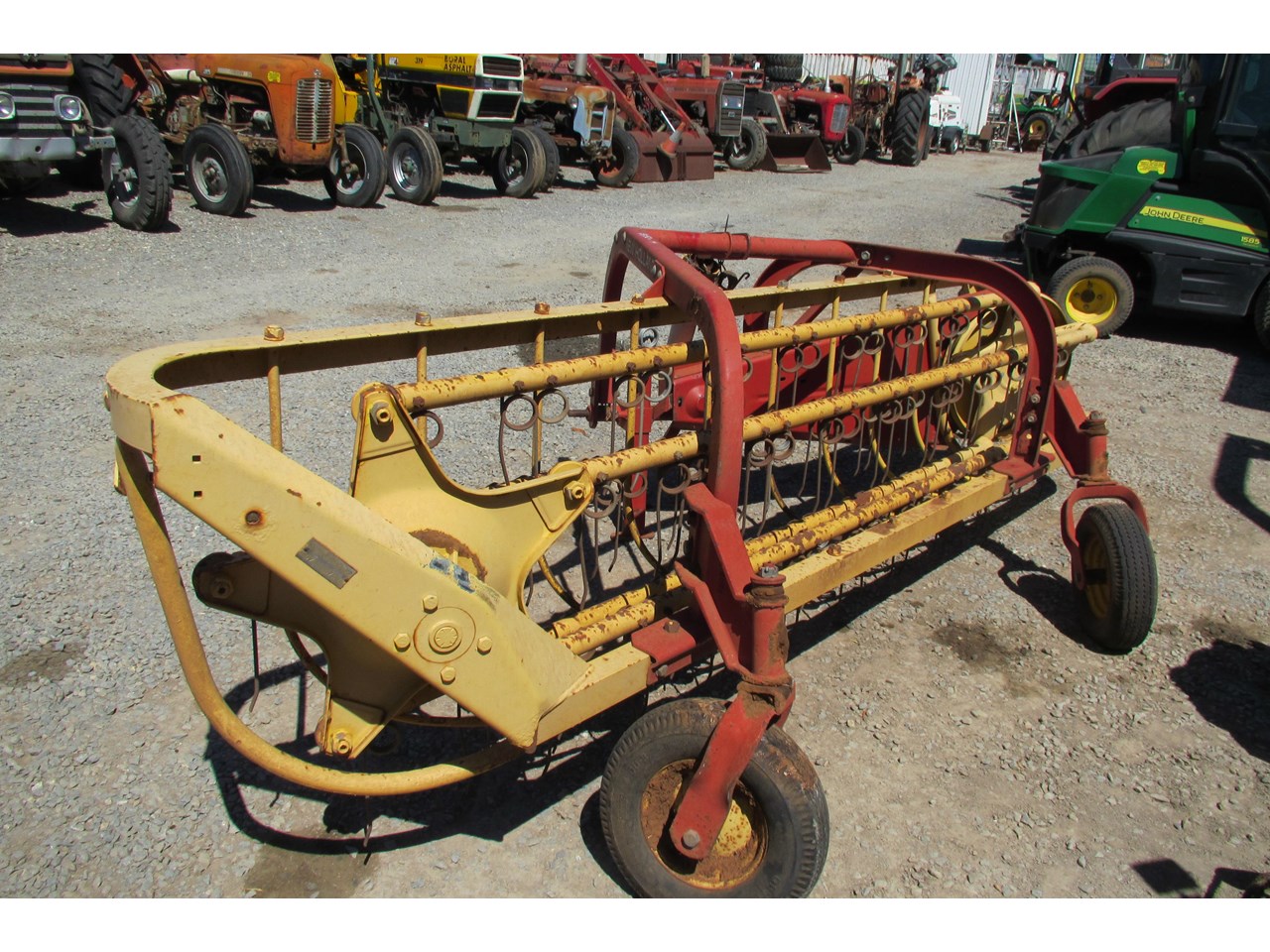 NEW HOLLAND 57 HAY RAKE for sale (refcode TA1213661)