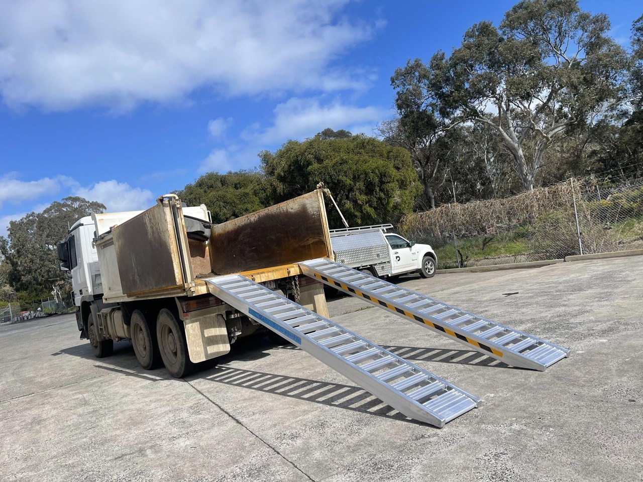 JETLAND 4.2M 5TONNE HEAVY DUTY RUBBER TYRE,RUBBER TRACK MACHINERY ...