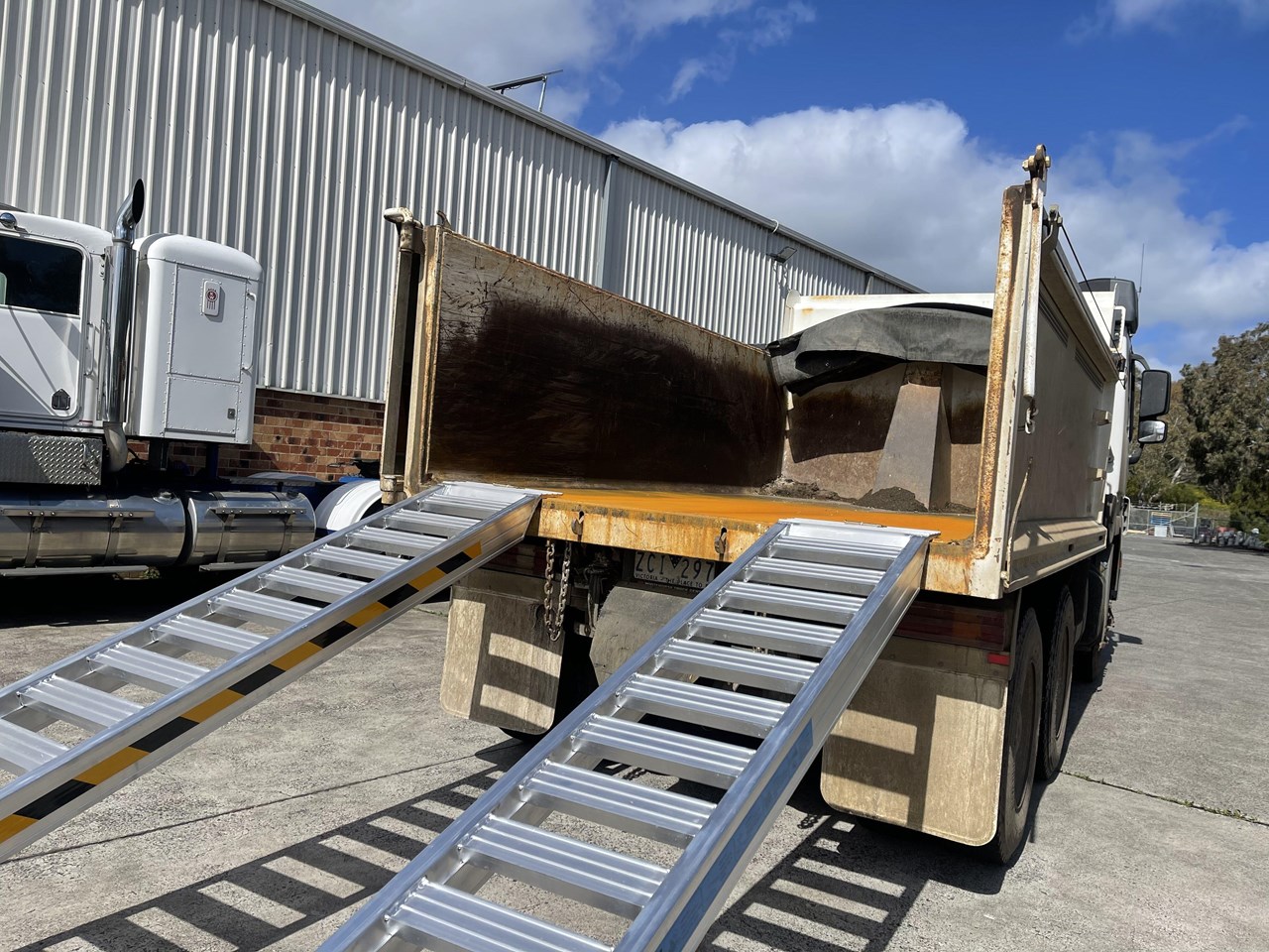 JETLAND 4.2M 4TONNE HEAVY DUTY RUBBER TYRE,RUBBER TRACK MACHINERY ...