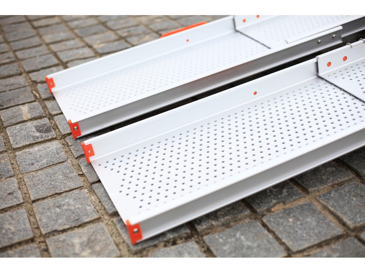 JETLAND 2.4M 300KG EXTRA WIDER TELESCOPIC RAMP WHEELCHAIR RAMP for sale ...