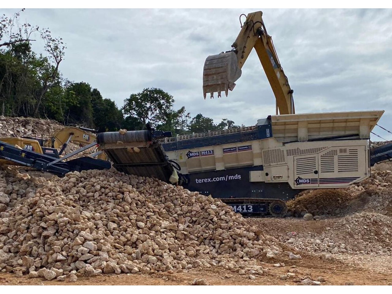 TEREX M413 TRACKED HEAVY DUTY ROCK TROMMEL for sale (refcode TA1211054)