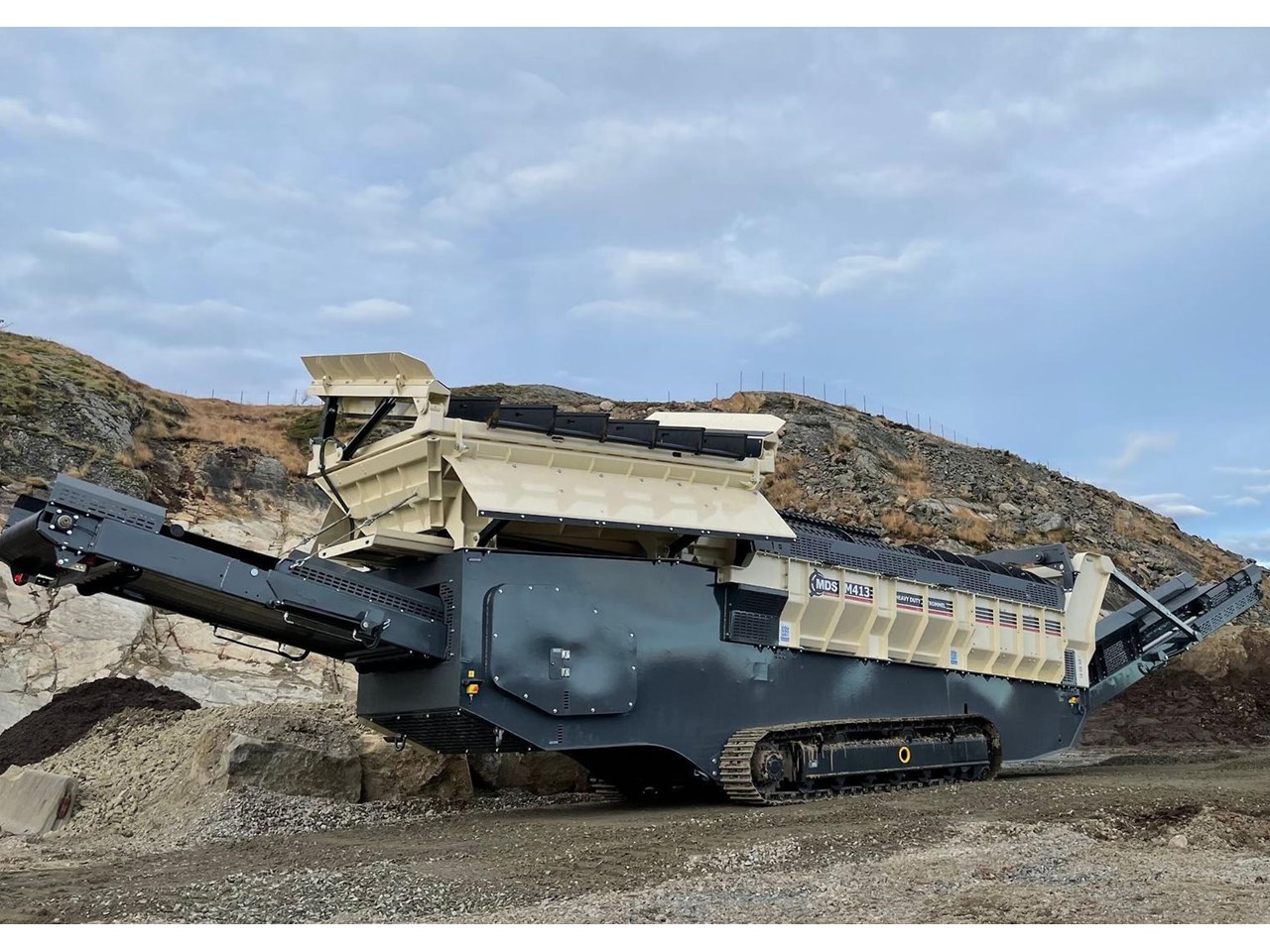 TEREX M413 TRACKED HEAVY DUTY ROCK TROMMEL for sale (refcode TA1211054)