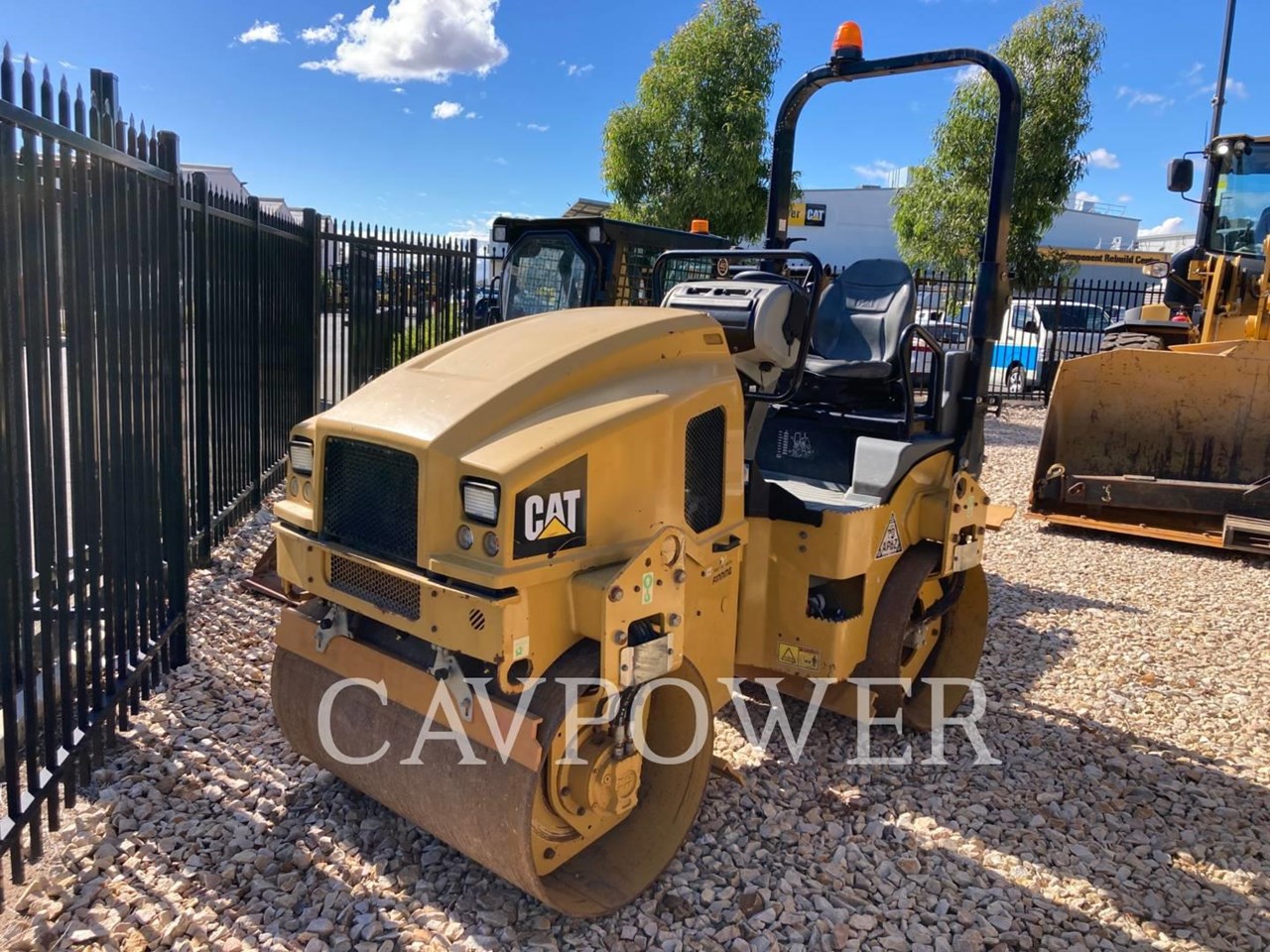 2016 CATERPILLAR CB24B for sale (refcode TA1187906)