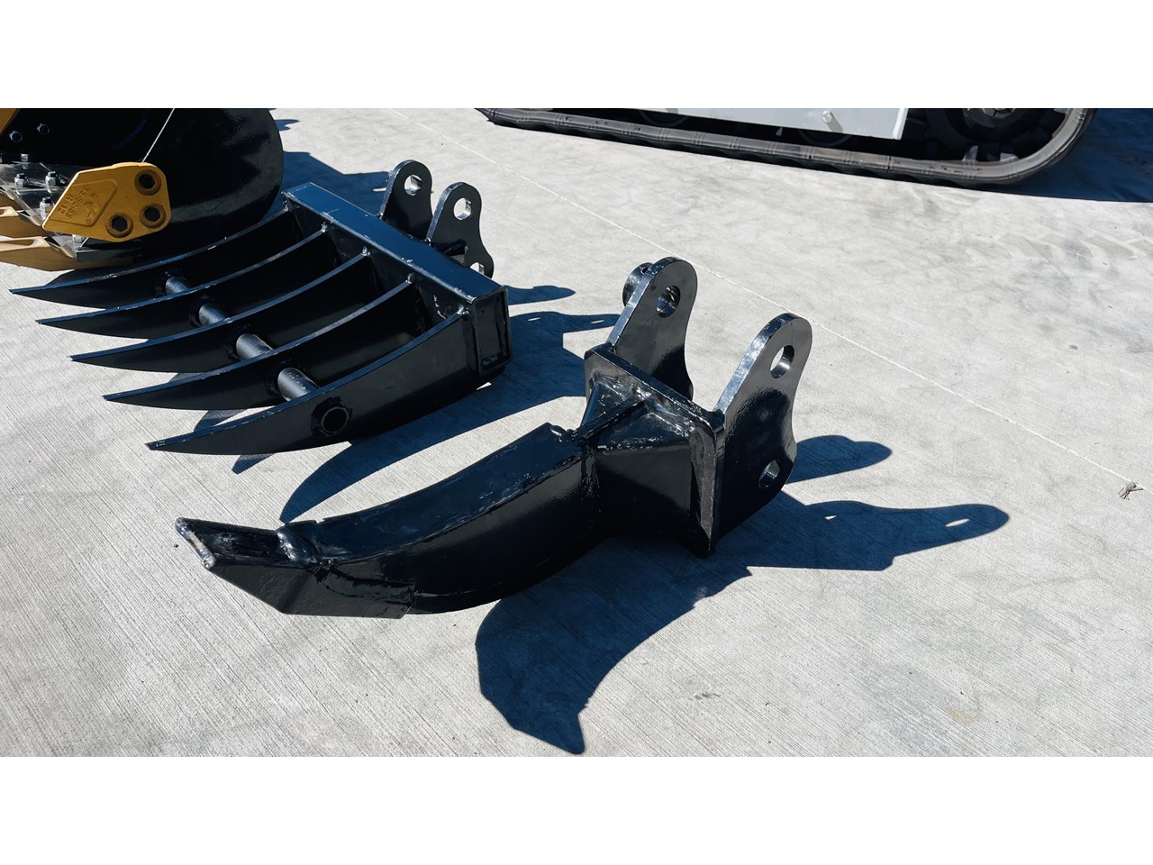 TRIDENT 1.2T EXCAVATOR EXPENDABLE TRACK, QUICK HITCH, SWING BOOM, 400MM ...