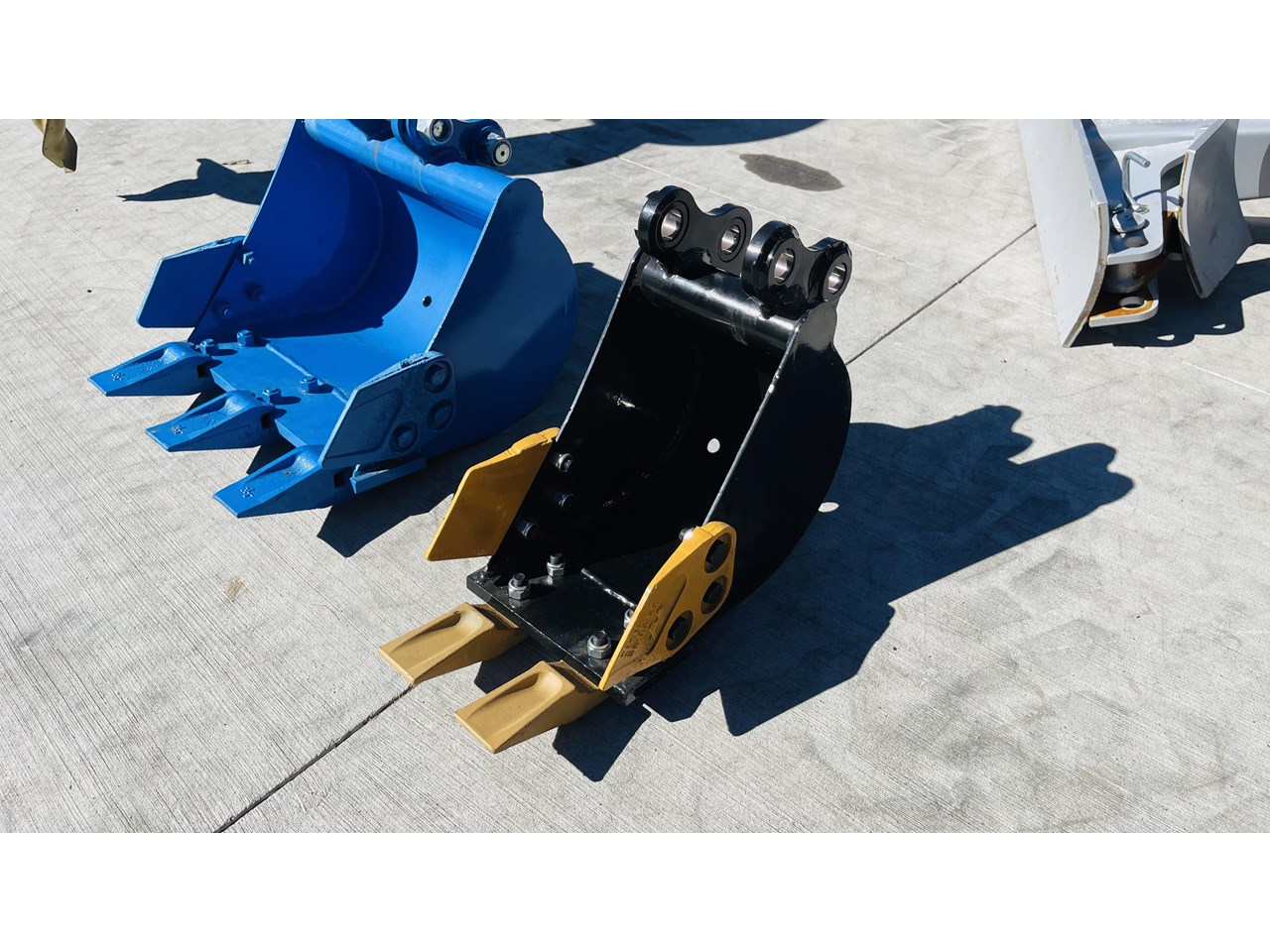 Leveling Bucket Attachment 800mm Flat Bucket For 1-1.5 Ton Mini ...