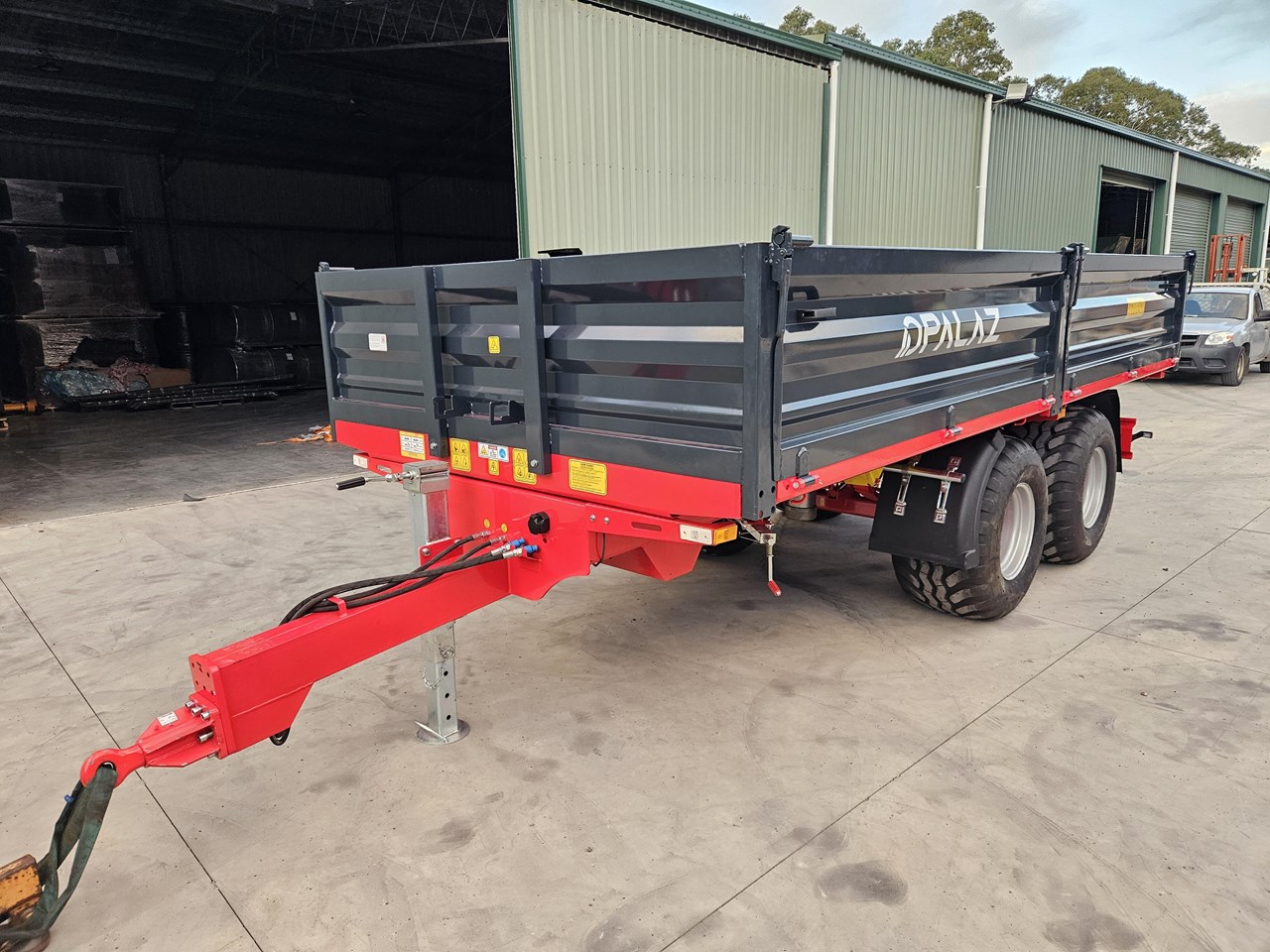 PALAZ 15 TON TANDEM AXLE FARM TIPPING TRAILER for sale (refcode TA1215242)