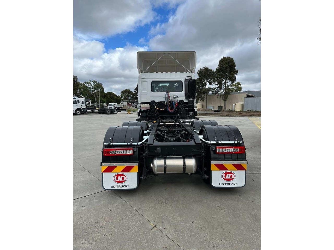 2023 UD QUON for sale (refcode TA1221770)