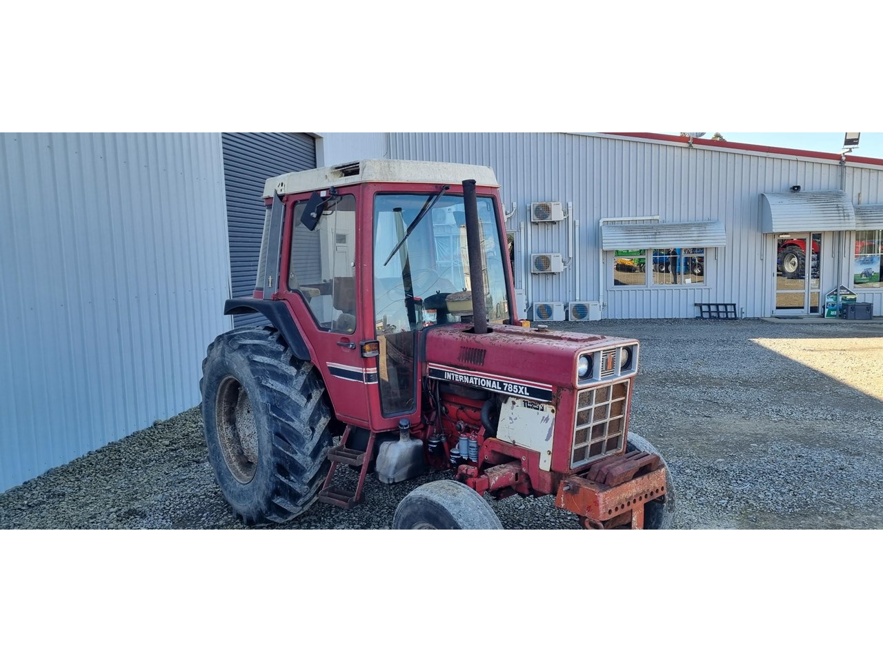 INTERNATIONAL 785 XL for sale (refcode TA1183300)