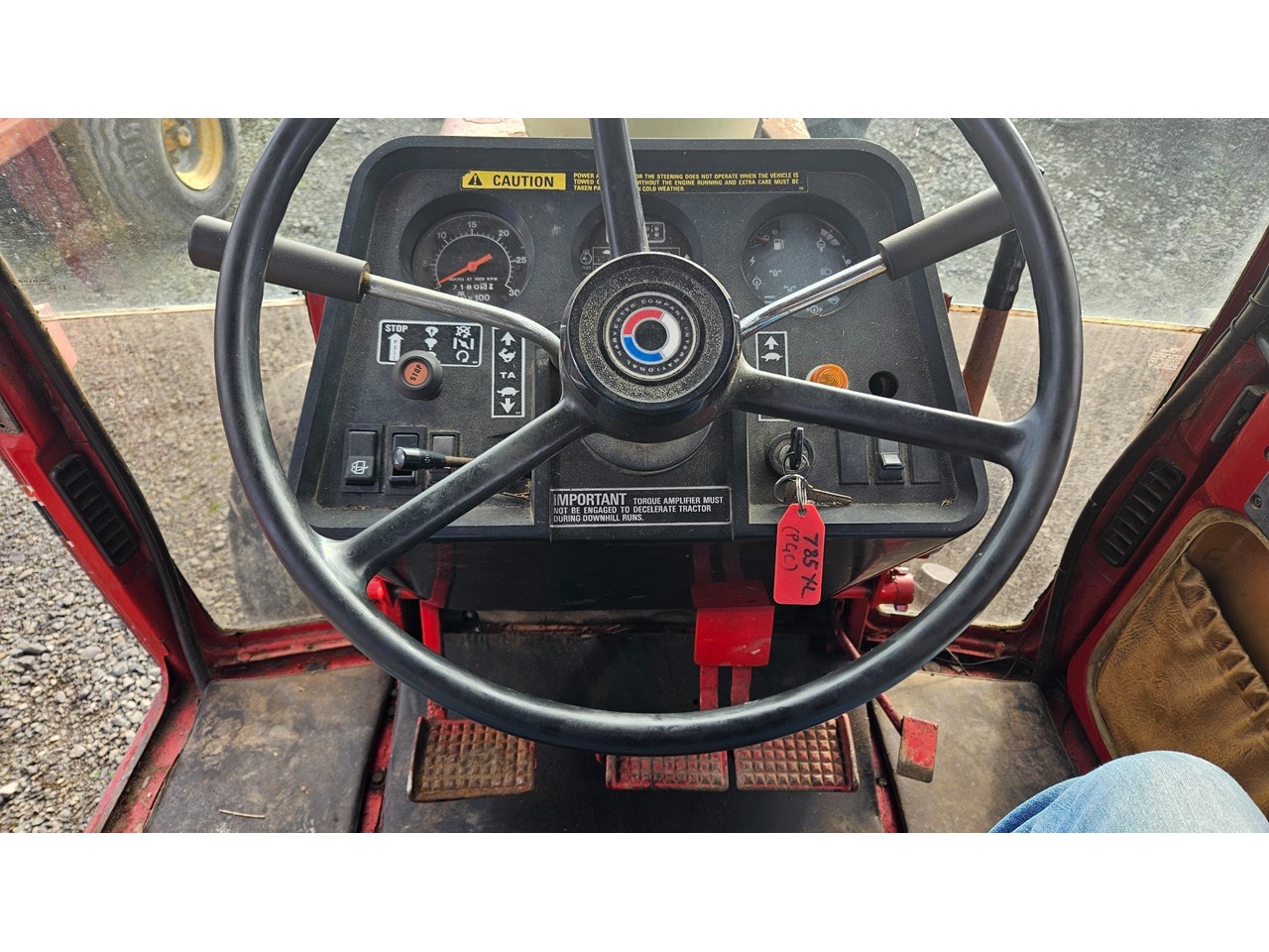 INTERNATIONAL 785 XL for sale (refcode TA1183300)