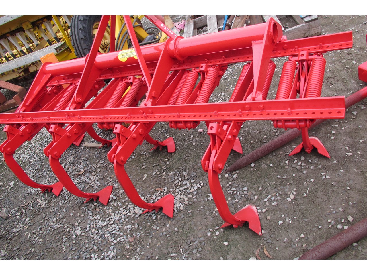 MASSEY FERGUSON 9 TYNE SPRING RELEASE SCARIFIER for sale (refcode ...