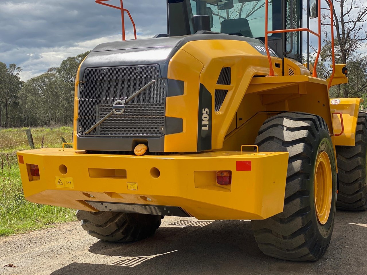 2023 VOLVO L105 for sale (refcode TA1226308)