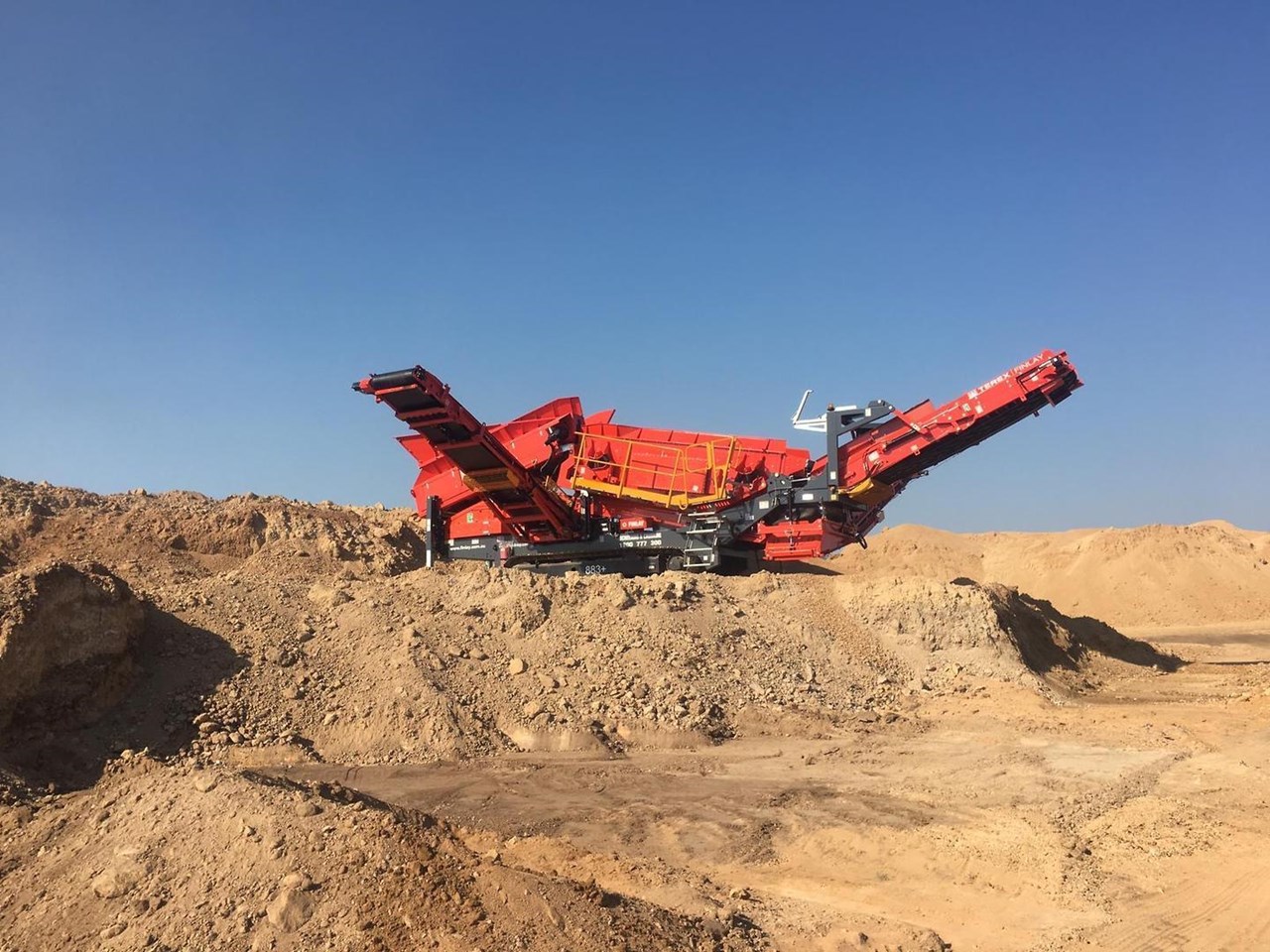 2024 TEREX FINLAY 883+ TS HEAVY DUTY SCREENER for sale (refcode TA1228342)