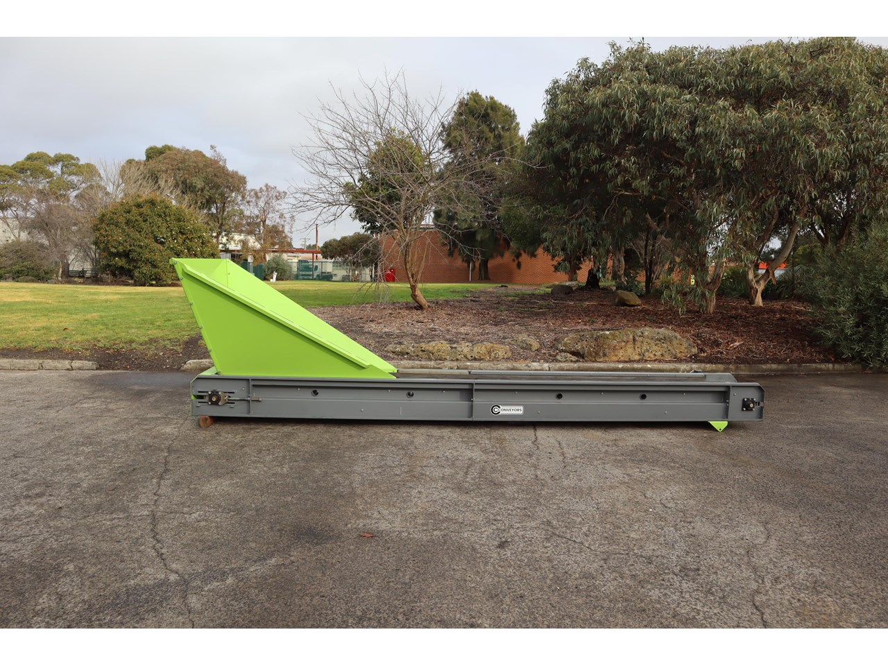 CC CONVEYORS MOTORISED INCLINE TROUGH BELT CONVEYOR 4.85M LONG for sale ...