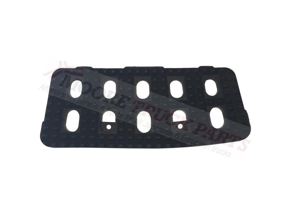 IVECO STEP PANELS & PLATES for sale (refcode TA1244976)