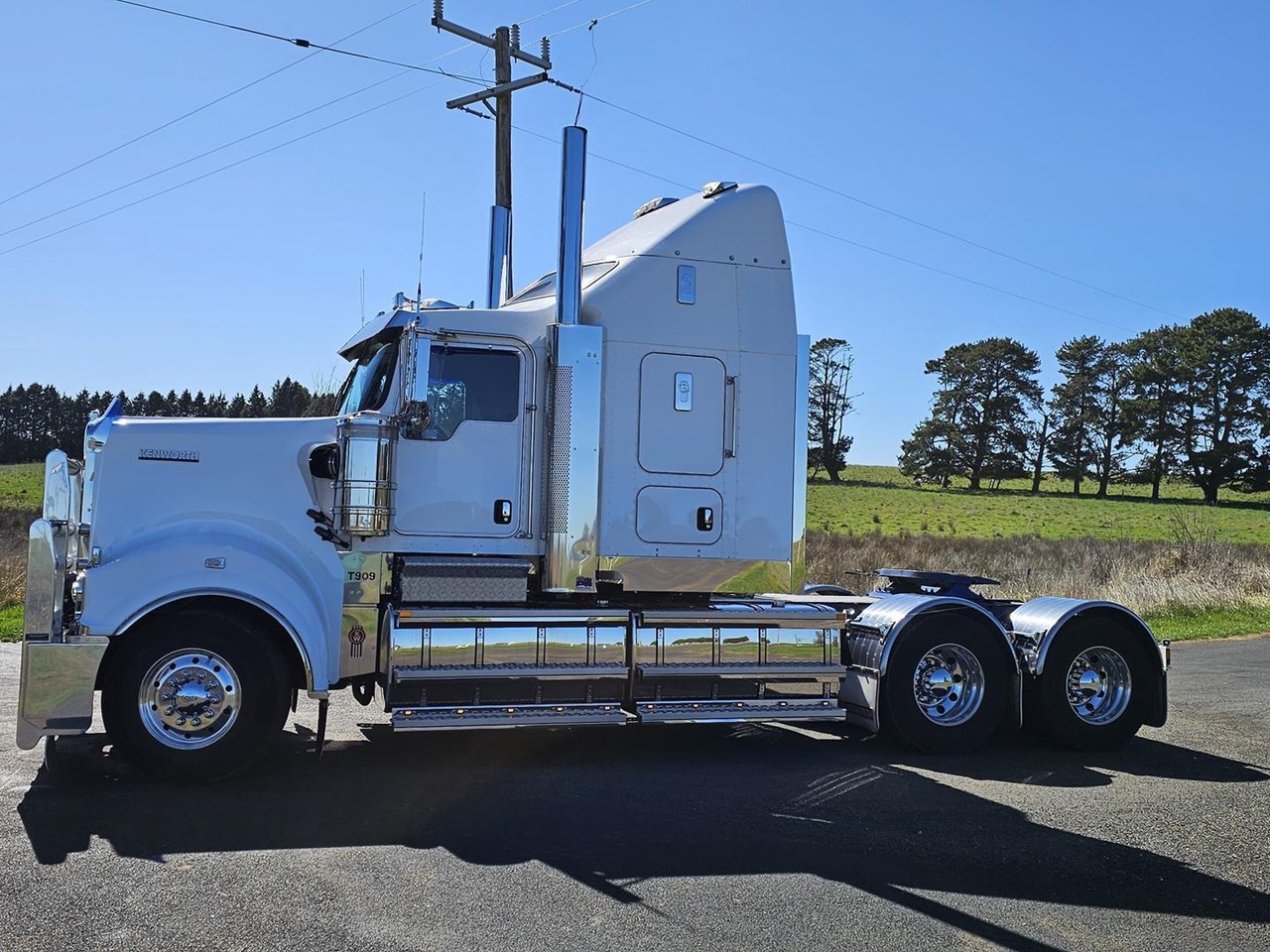 2022 KENWORTH T909 for sale (refcode TA1234178)