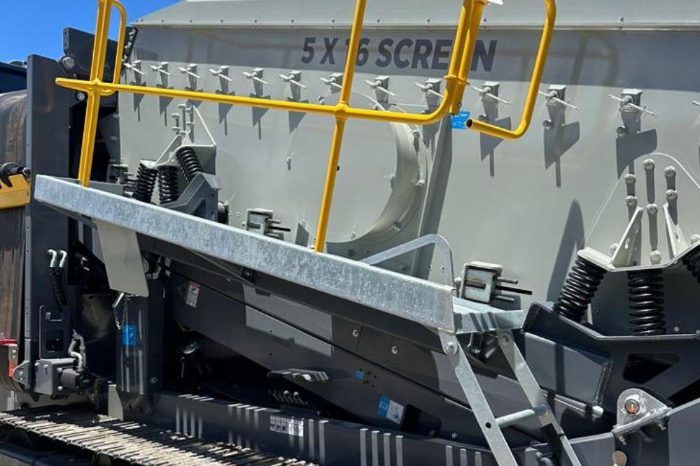 LIPPMANN L516R MOBILE SCREENER for sale (refcode TA1213137)