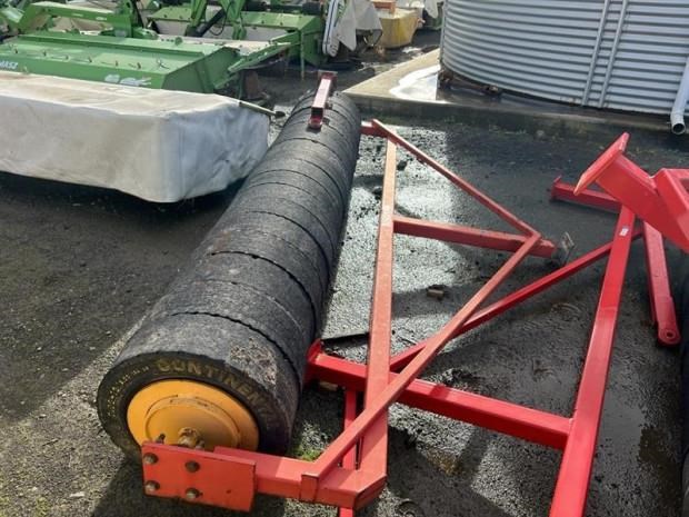 BISON 3M RUBBER ROLLER for sale (refcode TA1280274)