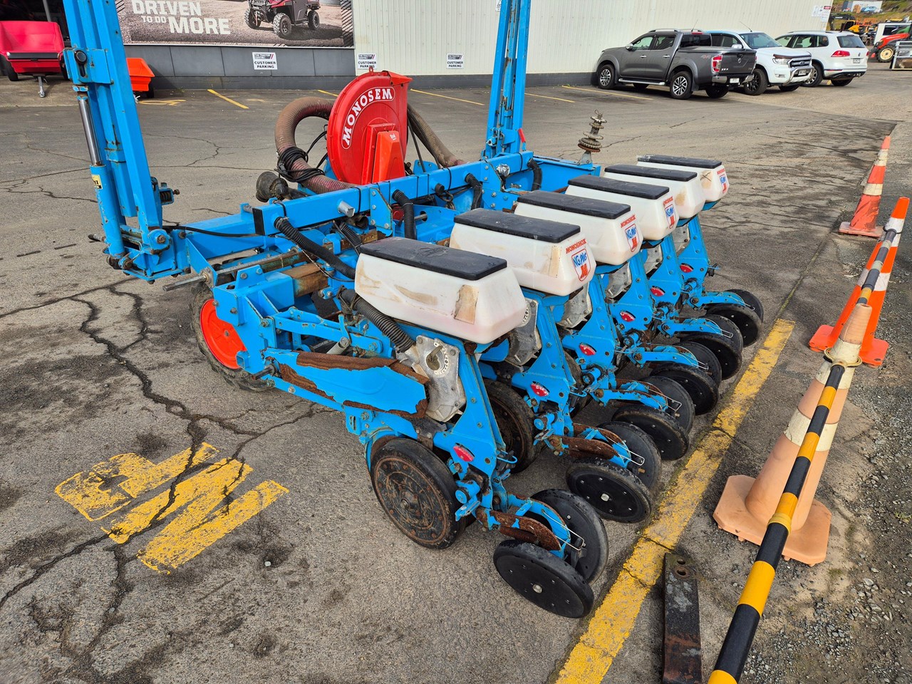 MONOSEM NG PLUS 4 6-ROW MAIZE PLANTER for sale (refcode TA1280302)