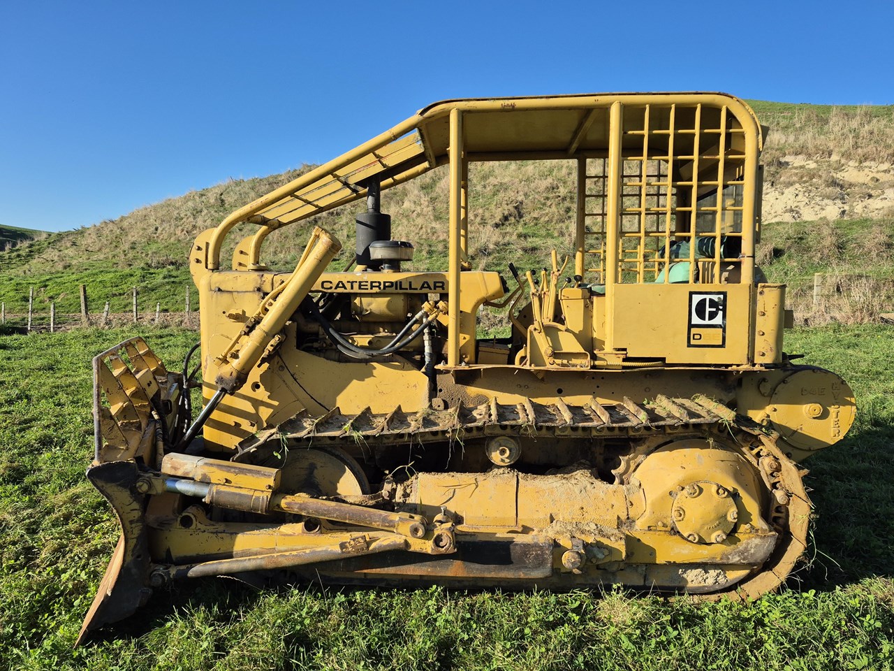 CATERPILLAR D4D 83J for sale (refcode TA1281324)
