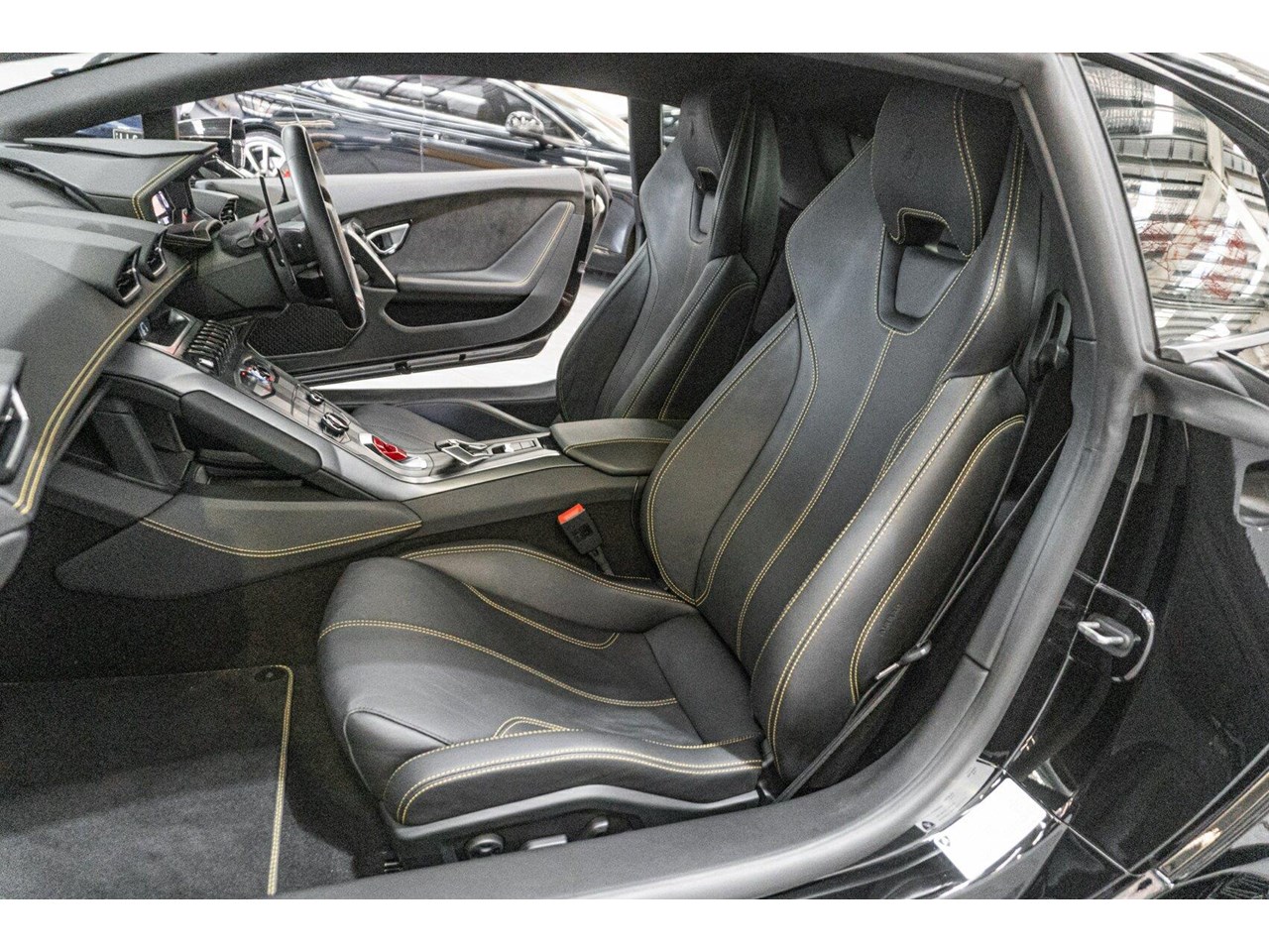 2015 LAMBORGHINI HURACAN for sale (refcode TA1299661)