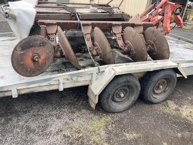 IHC 4 DISC PLOUGH for sale (refcode TA1067820)