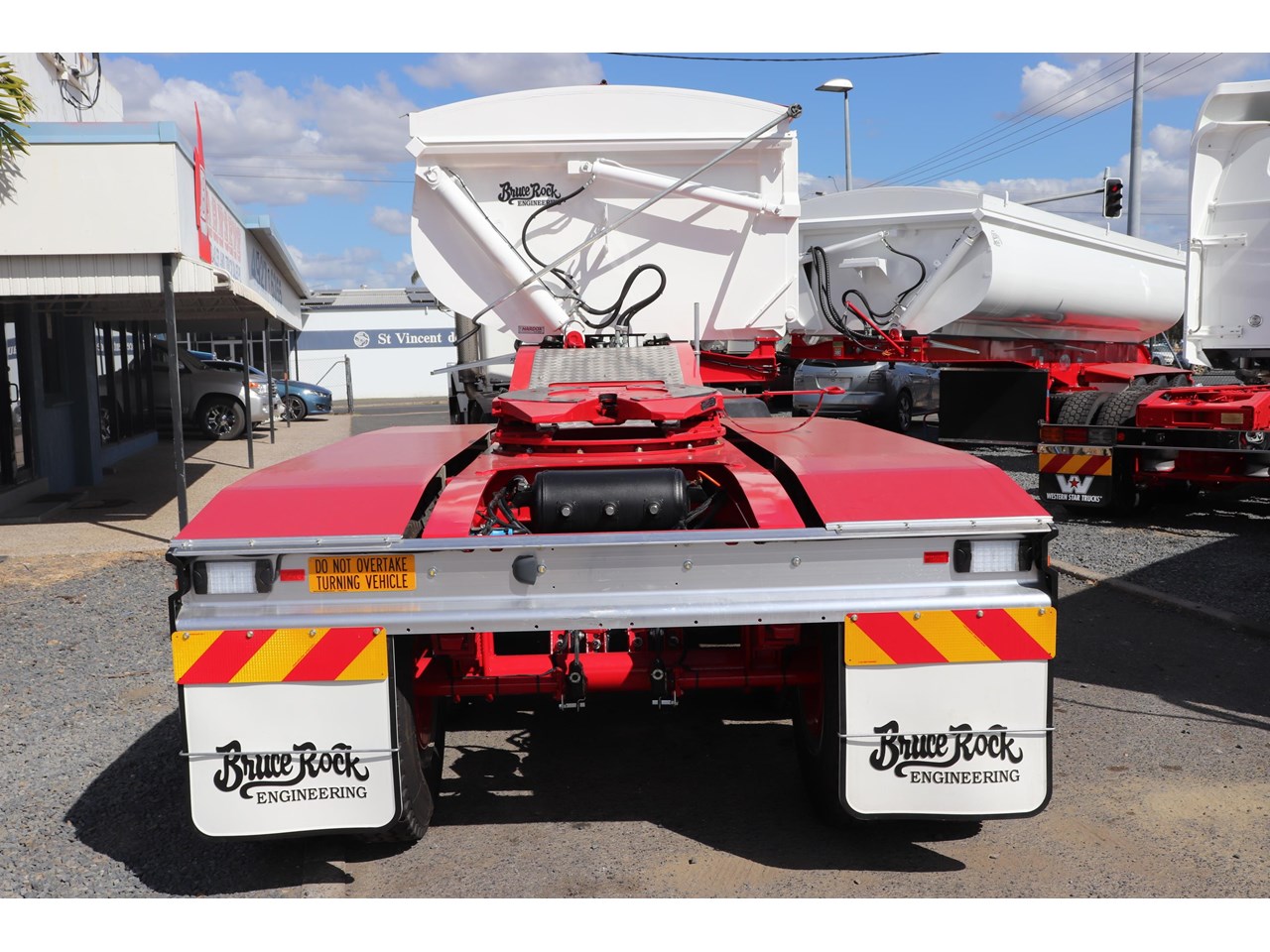 2022 BRUCE ROCK ENGINEERING SIDE TIPPER A SECTION for sale