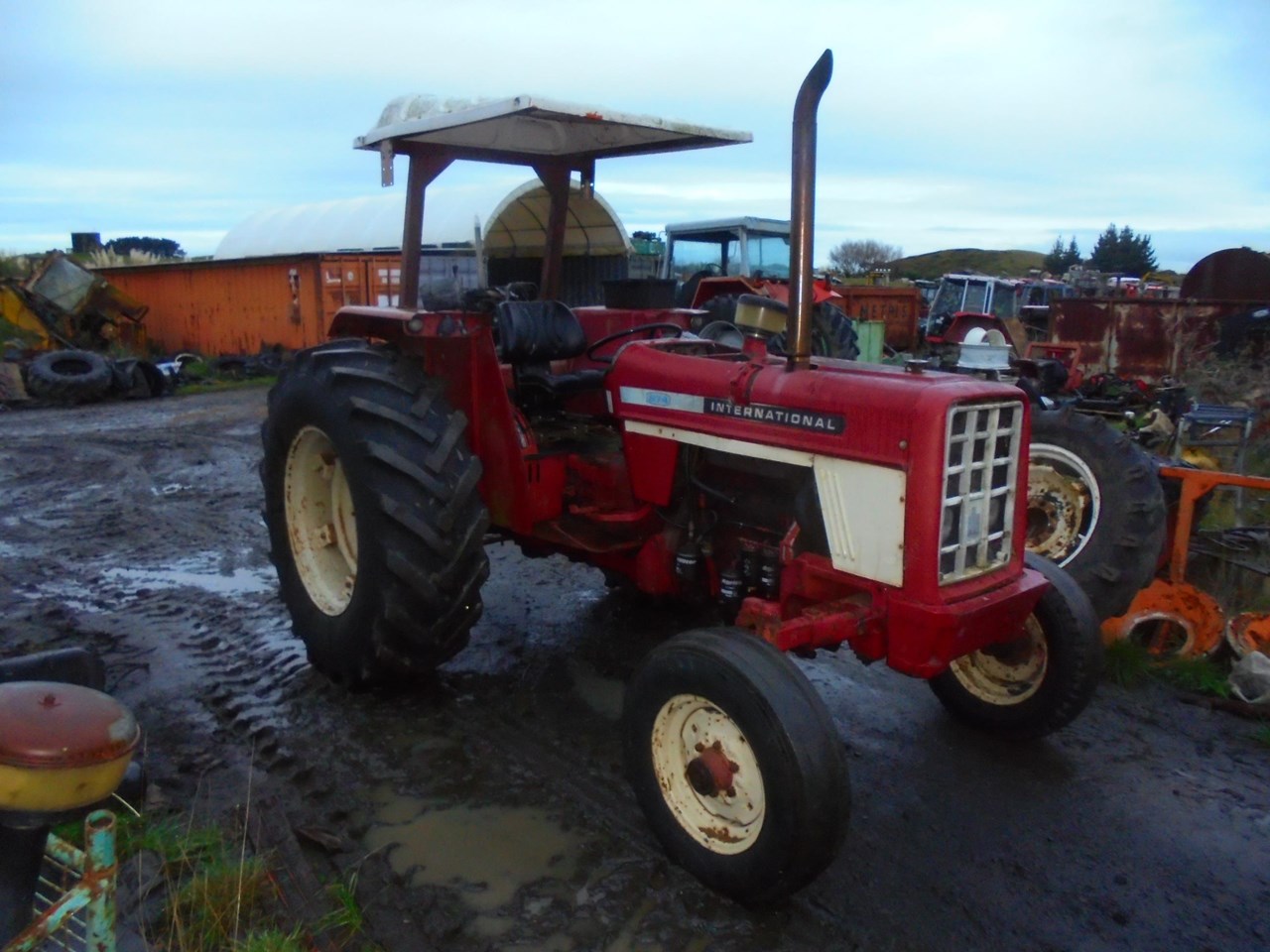 CASE IH 674 for sale (refcode TA939092)