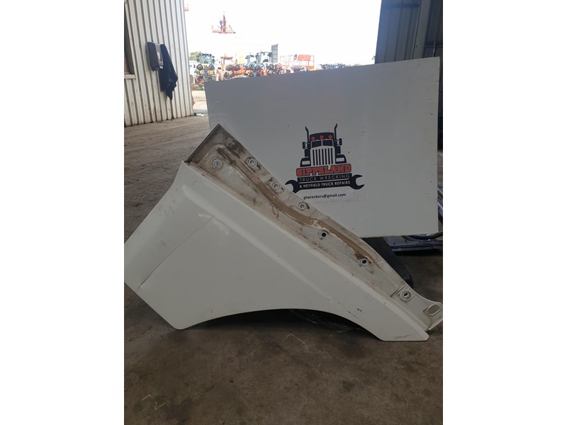 VOLVO FH DOOR EXTENSION LH 20467037 VOLVO 20467037 for sale