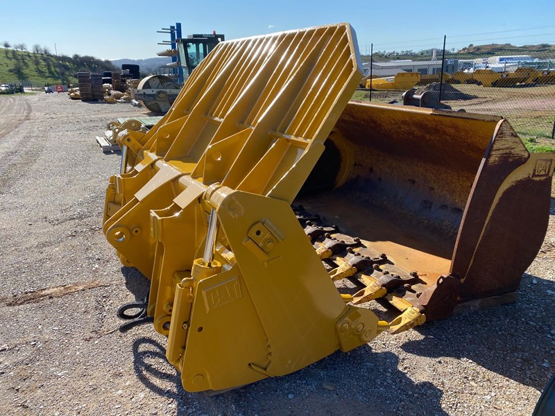2021 CATERPILLAR 953K 4IN1 BUCKET for sale