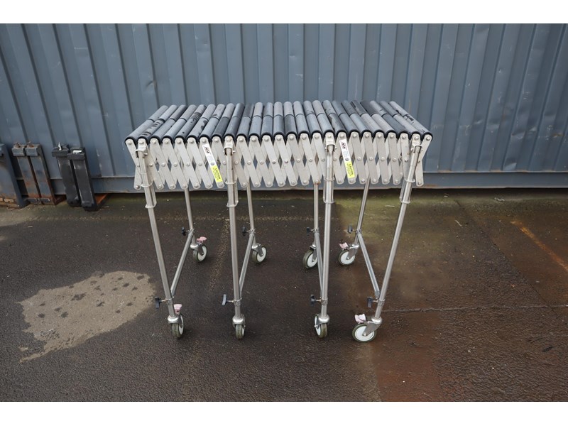 STAINLESS ACCORDION EXPANDABLE ROLLER CONVEYOR 3.65M LONG for sale