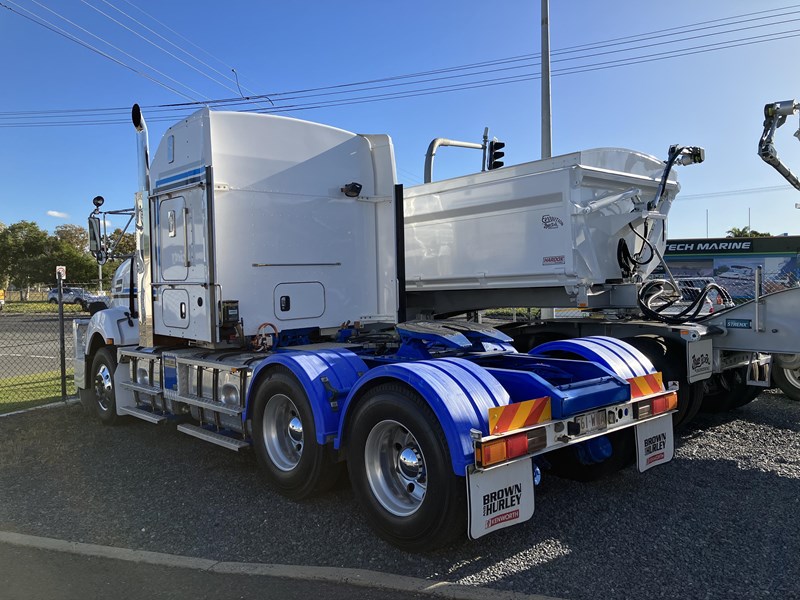 2011 KENWORTH T409 for sale