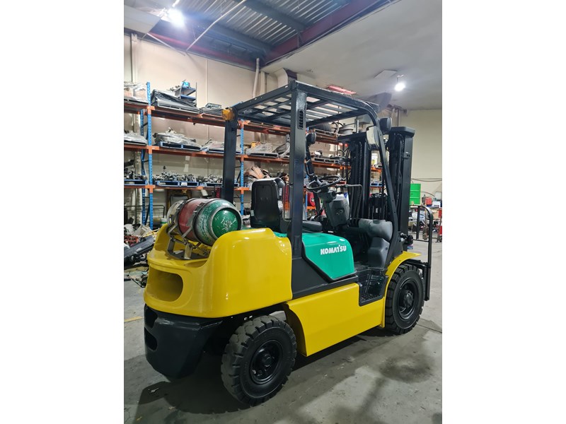 KOMATSU FG25T-12 for sale