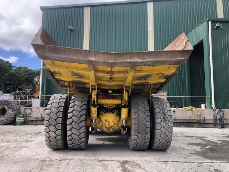 2002 KOMATSU HD-465-5 for sale