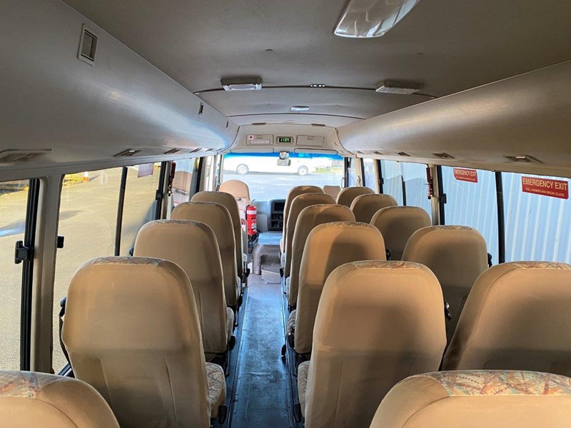 2008 MITSUBISHI ROSA DELUXE 25 SEATER BUS for sale
